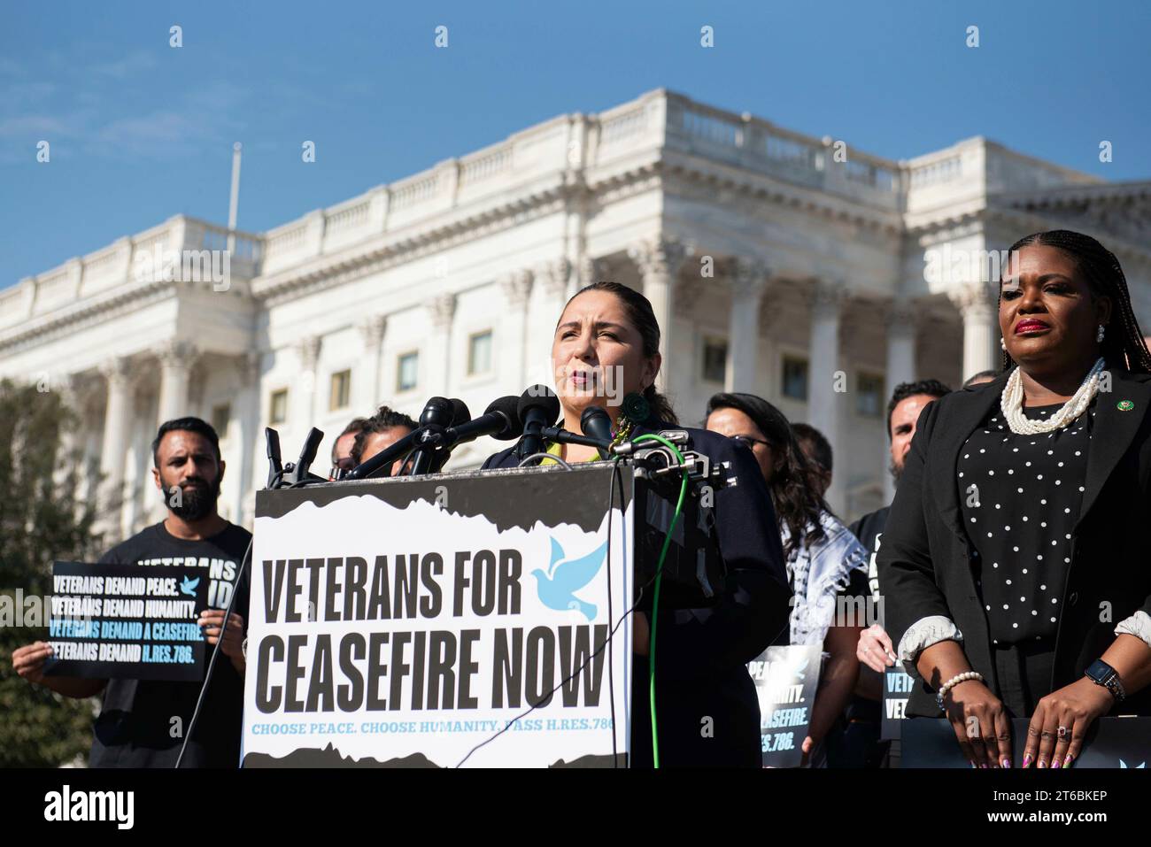 Delia ramirez hi-res stock photography and images - Alamy