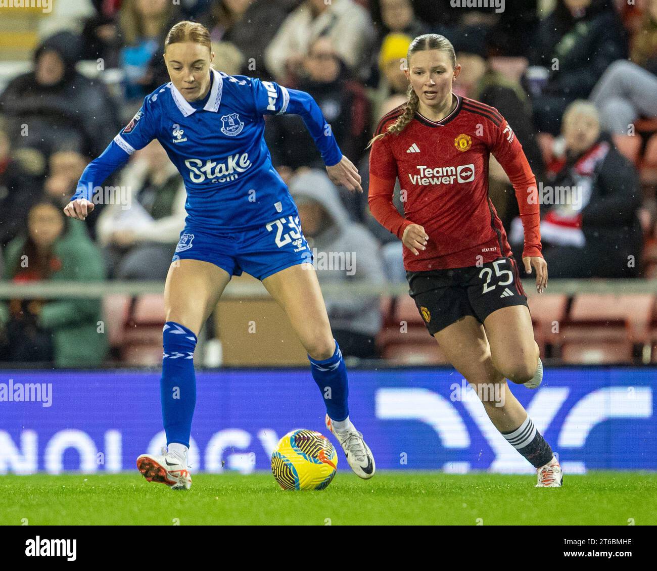 Sara holmgaard of everton hi-res stock photography and images - Alamy