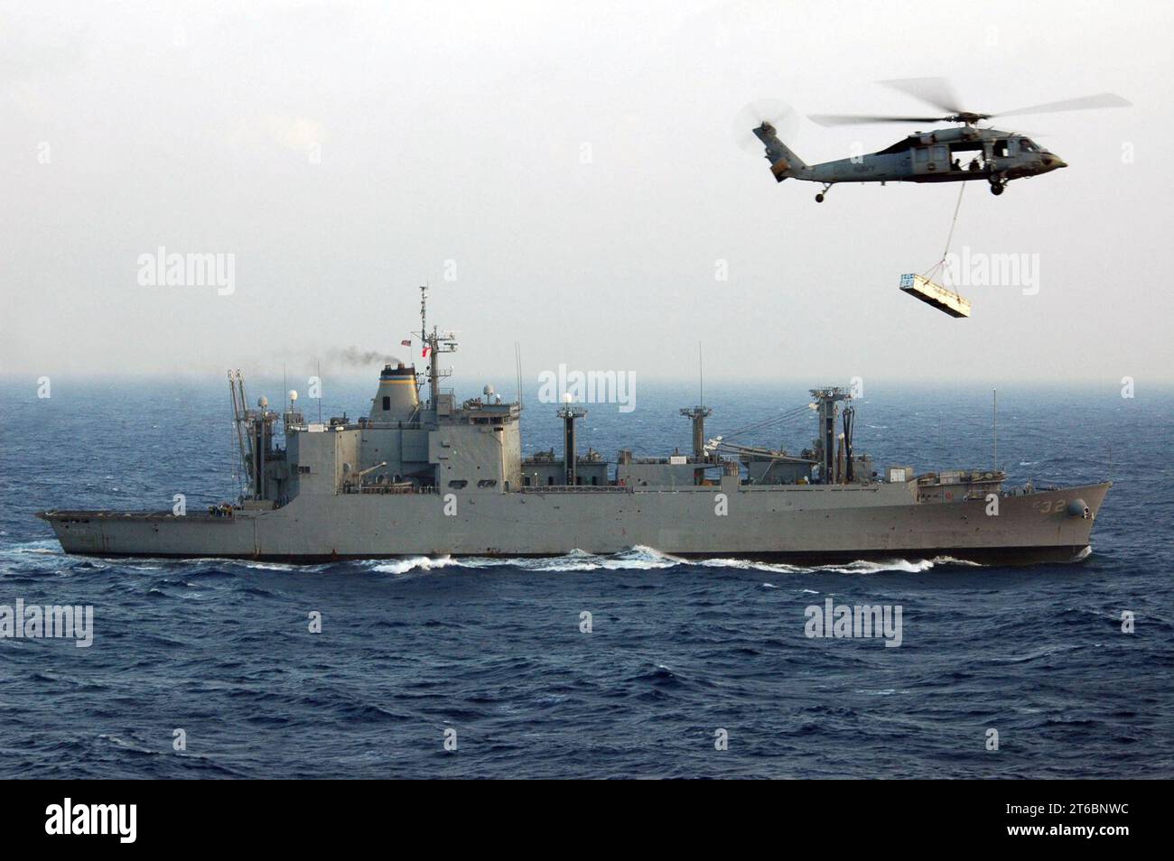 Usns flint t ae 32 hi-res stock photography and images - Alamy