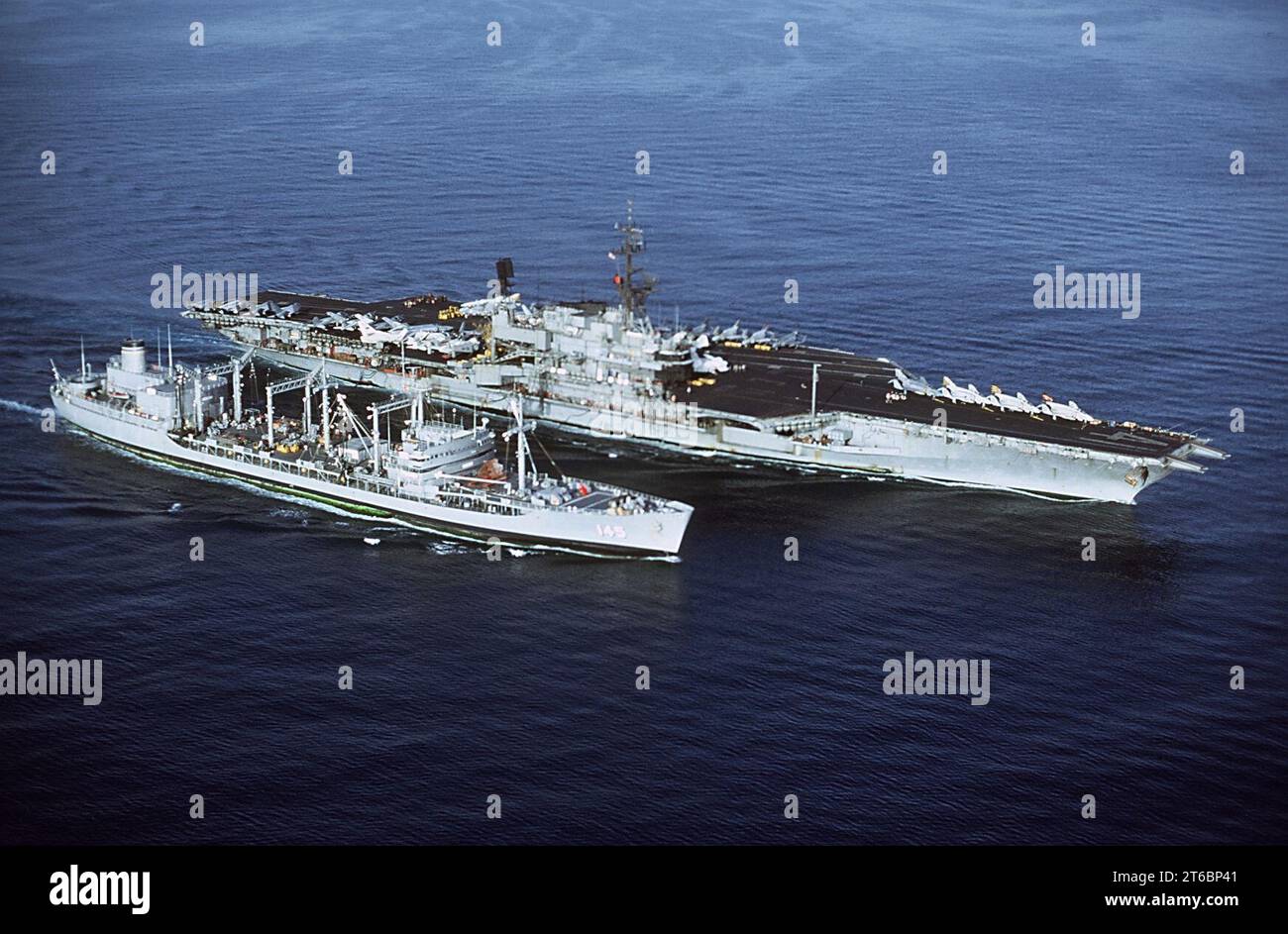 USNS Hassayampa (T-AO-145) refueling USS Midway (CV-41) 1984 Stock Photo - Alamy