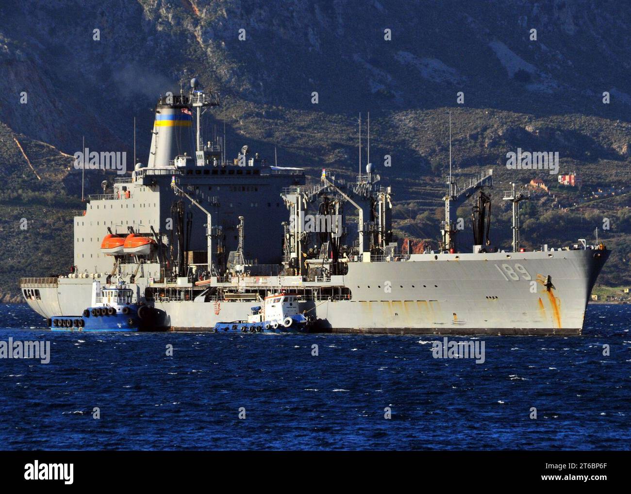USNS John Lenthall (T-AO-189) Souda Bay-002 Stock Photo - Alamy