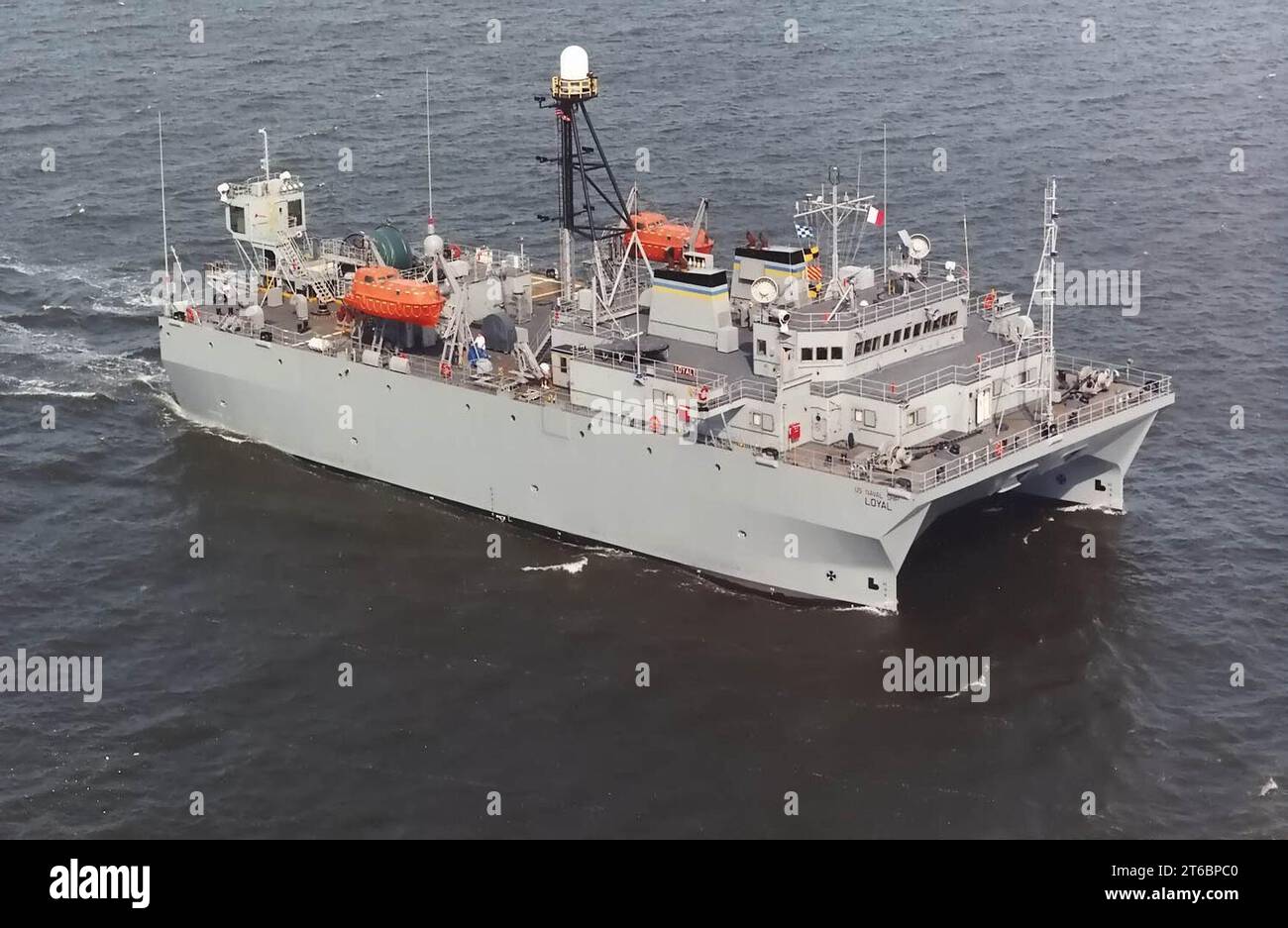 Usns loyal hi-res stock photography and images - Alamy