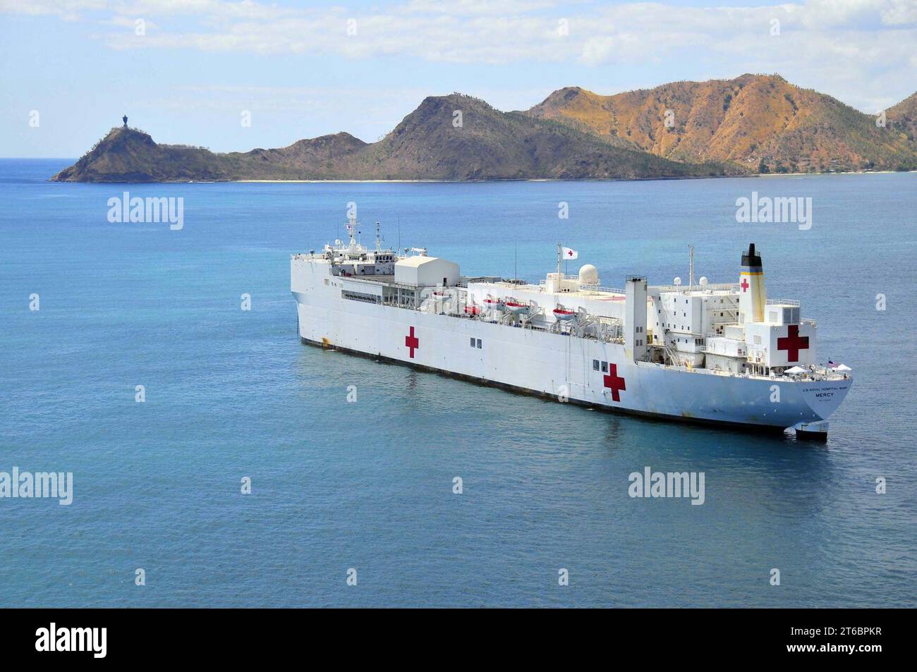 USNS Mercy Anchors in East Timor Stock Photo - Alamy