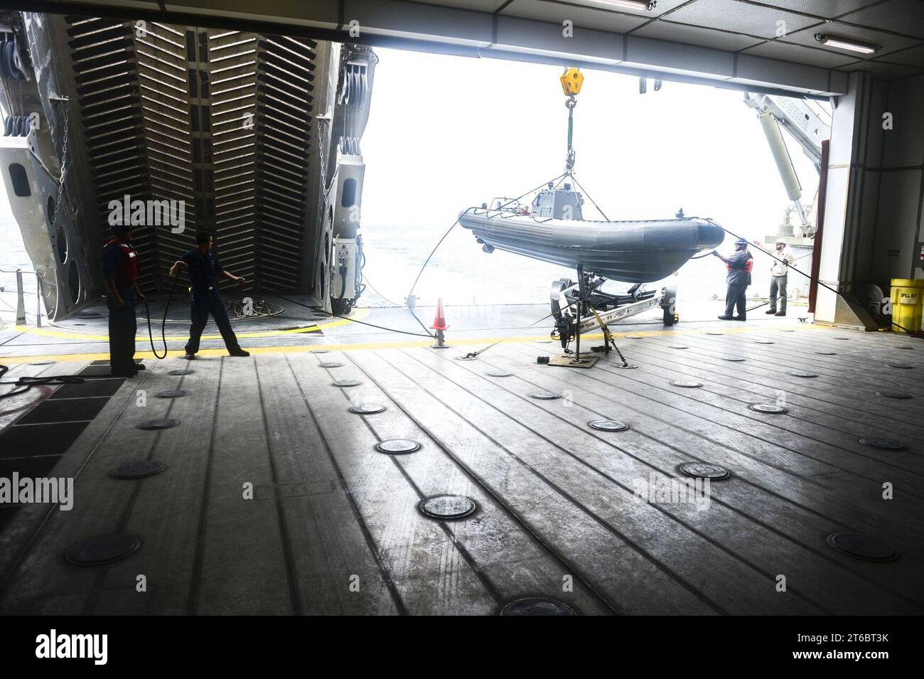 USNS Spearhead (JHSV 1) 150219 Stock Photo - Alamy