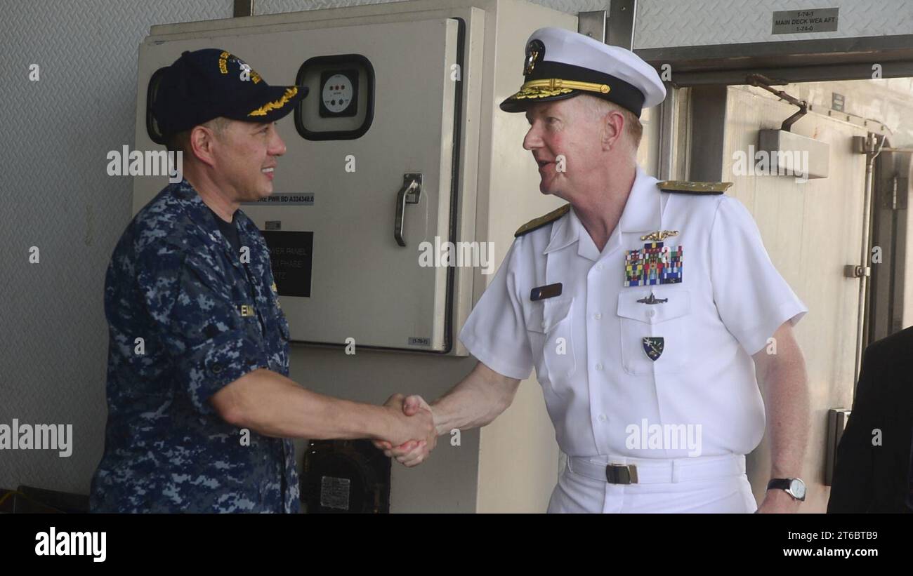 USNS Spearhead (JHSV-1) 150327 Stock Photo - Alamy