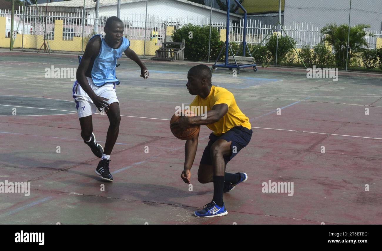 USNS Spearhead (JHSV-1) operations 150406 Stock Photo - Alamy