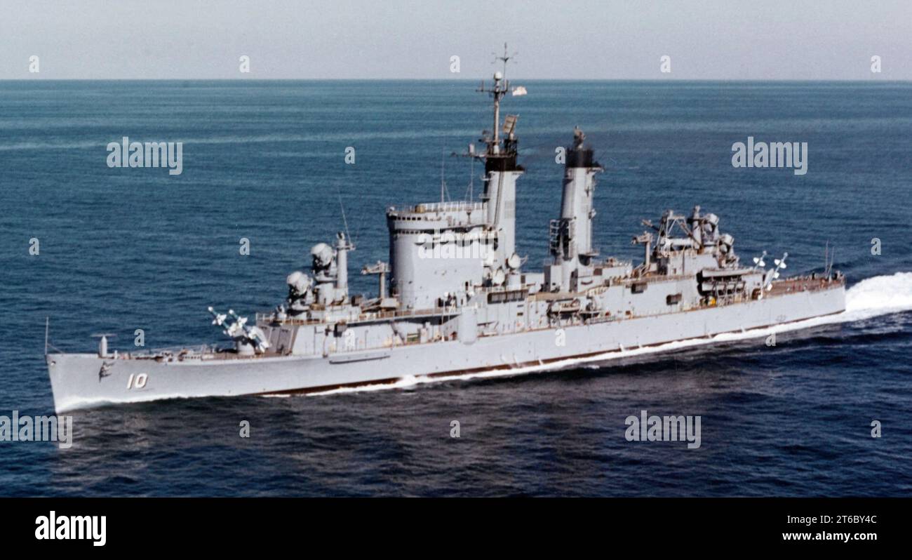 USS Albany (CG-10) underway during trials in October 1962 (KN-4076 ...