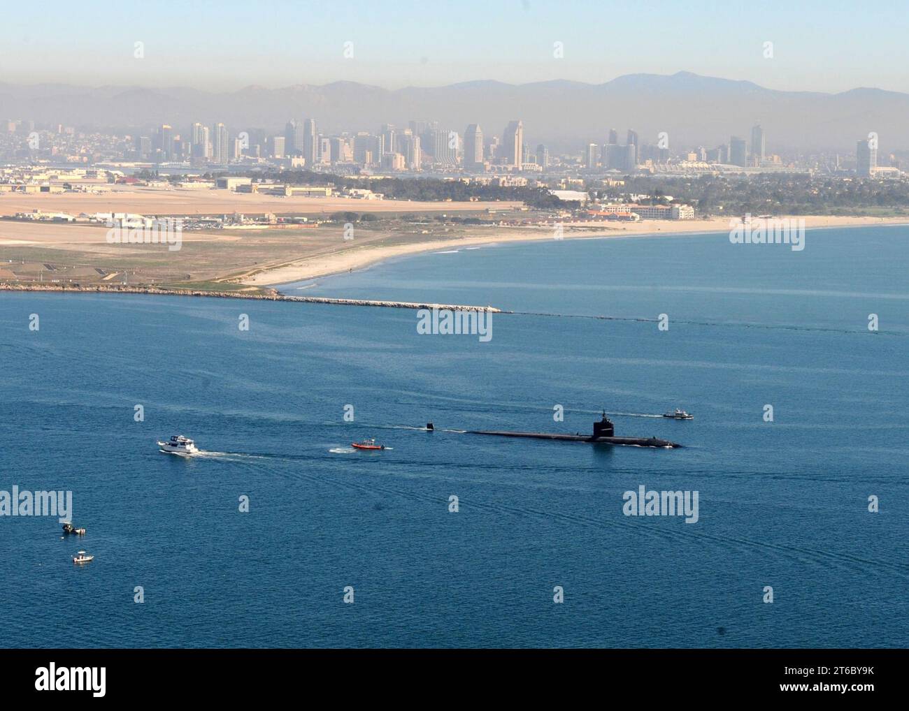 USS Albuquerque (SSN 706) departs San Diego for a deployment Stock ...
