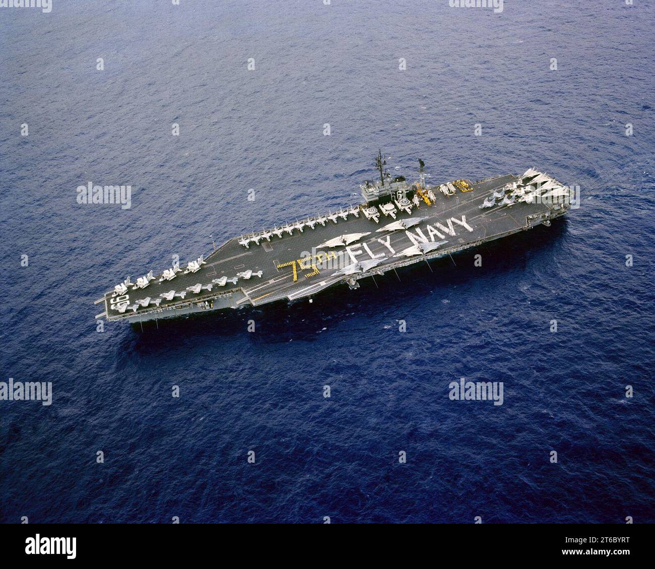 Uss america (cv 66) hi-res stock photography and images - Alamy