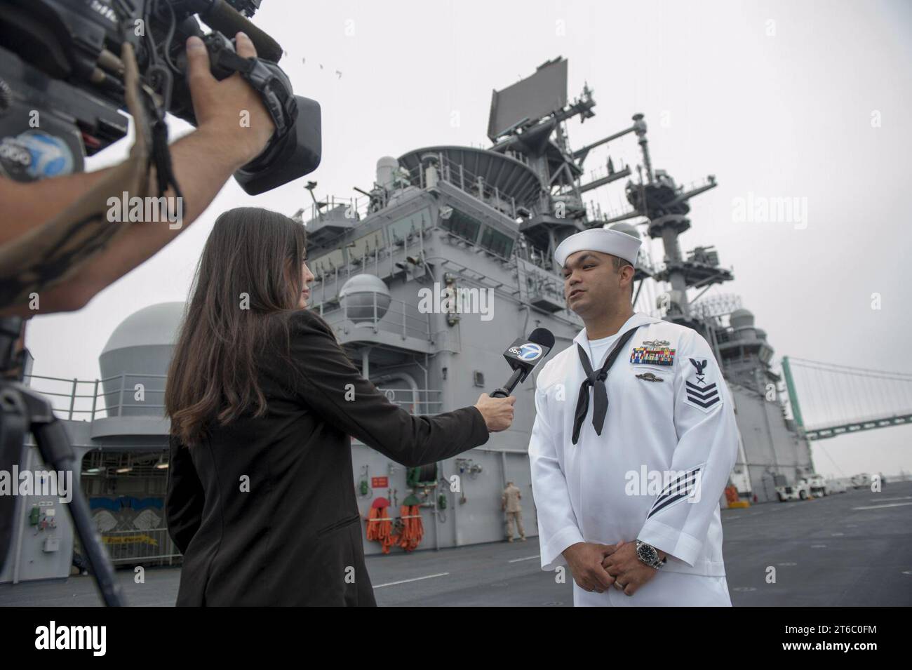 USS America Hosts Media Day During LA Fleet Week 2016 160901 Stock Photo - Alamy
