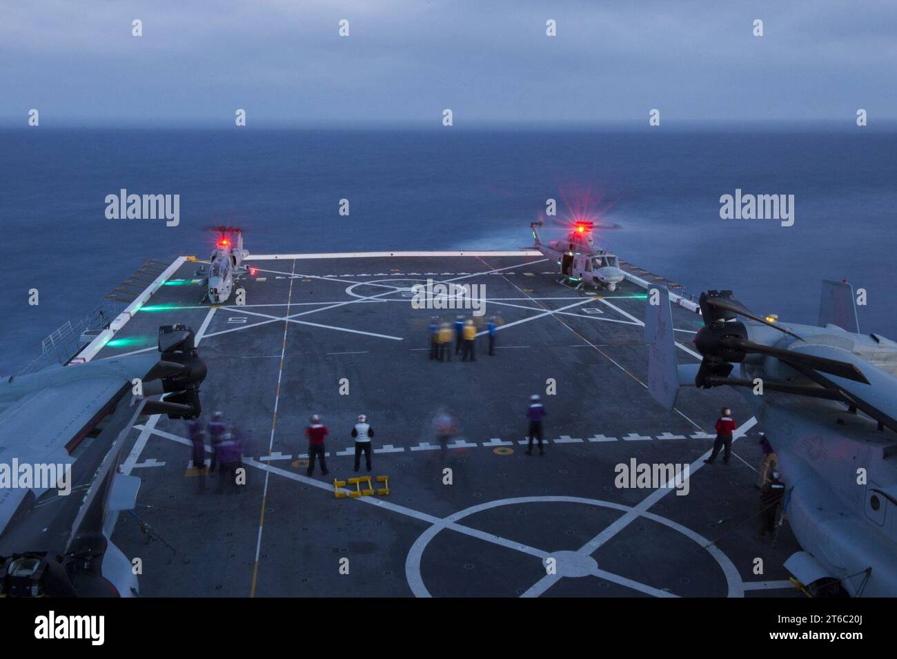 Deck landing qualifications hi-res stock photography and images - Alamy