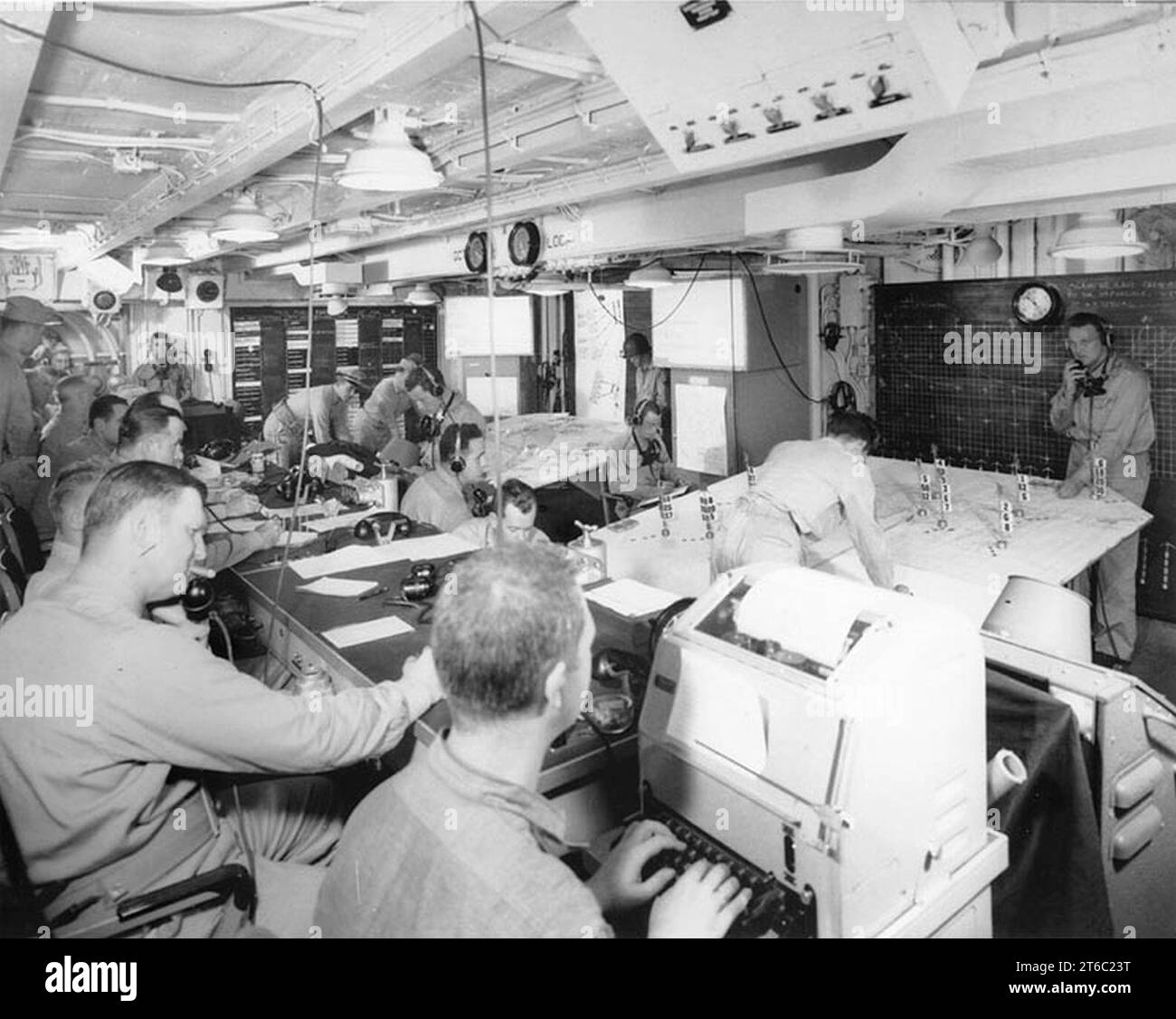 Uss ancon hi-res stock photography and images - Alamy