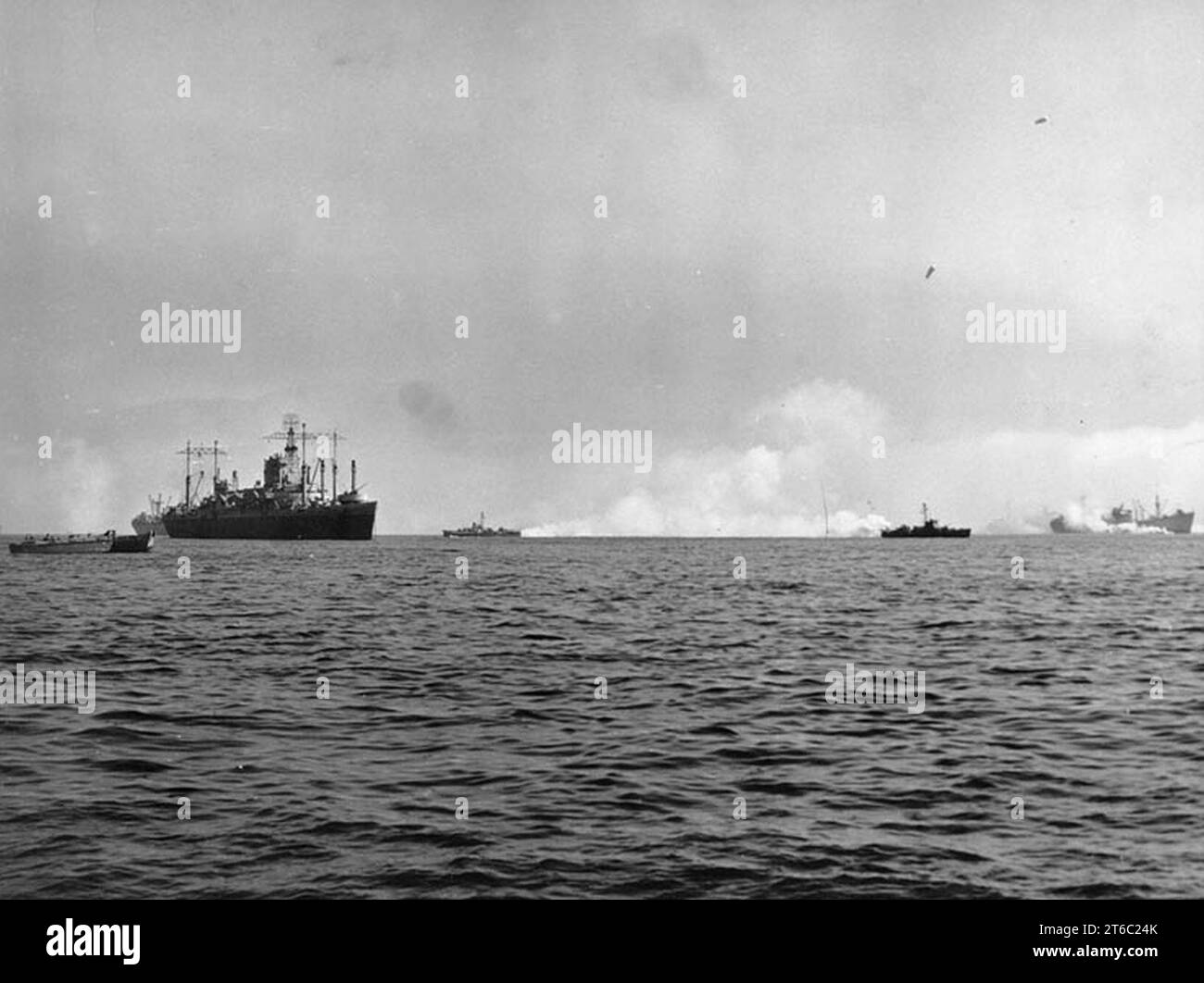 Uss ancon hi-res stock photography and images - Alamy