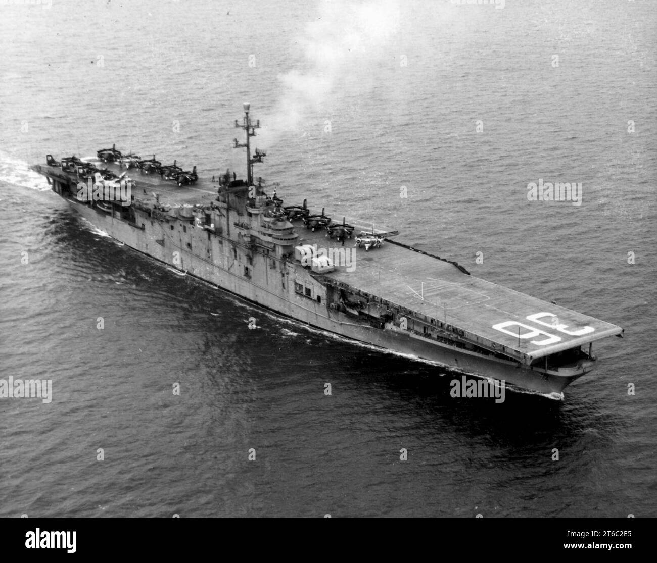 USS Antietam (CVS-36) underway at sea on 12 March 1956 Stock Photo - Alamy