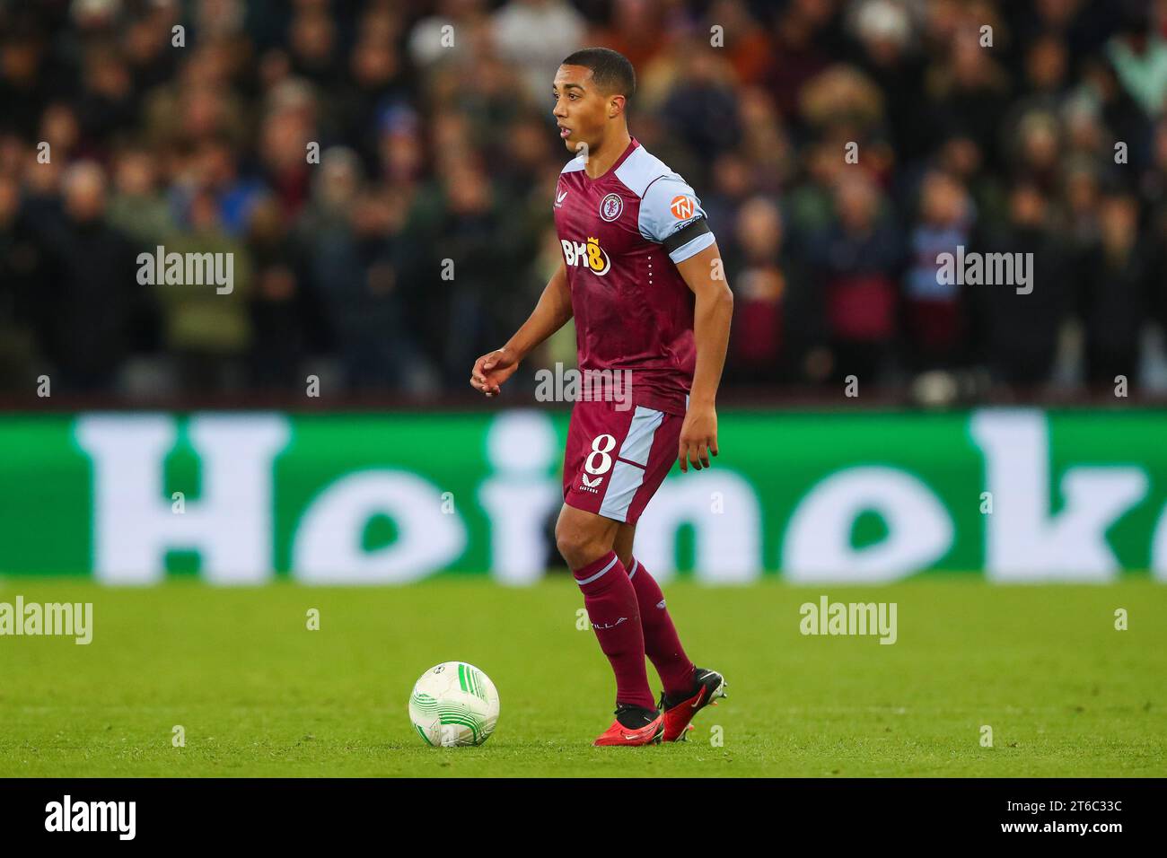 Youri Tielemans #8 of Aston Villa makes a break with the ball during ...