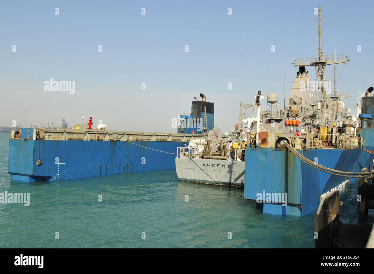 USS Ardent and USS Scout return to San Diego 131030 Stock Photo - Alamy