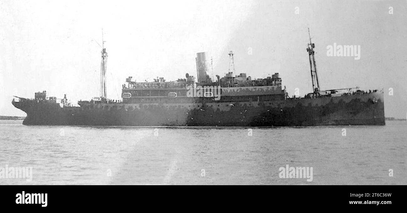 USS Ariel (AF-22) underway, circa in 1942 Stock Photo - Alamy
