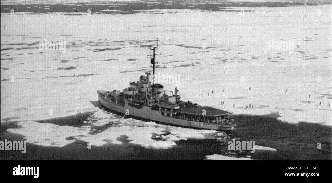 Uss atka hi-res stock photography and images - Alamy