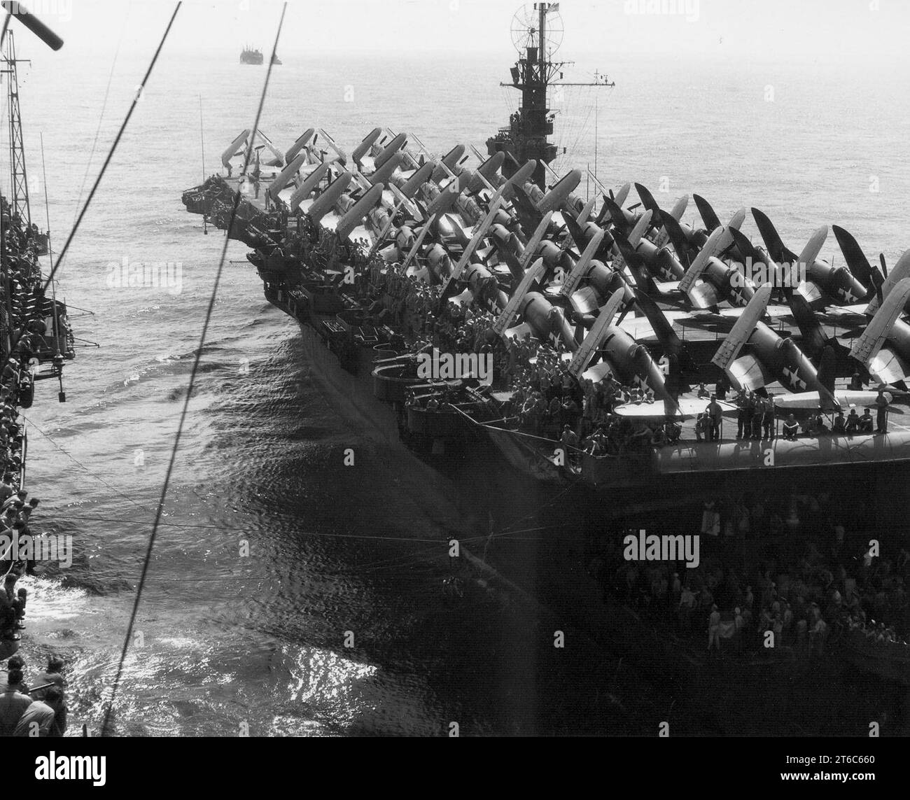 USS Attu (CVE-102) underway on 3 September 1945 (NNAM.1996.488.035.002 ...