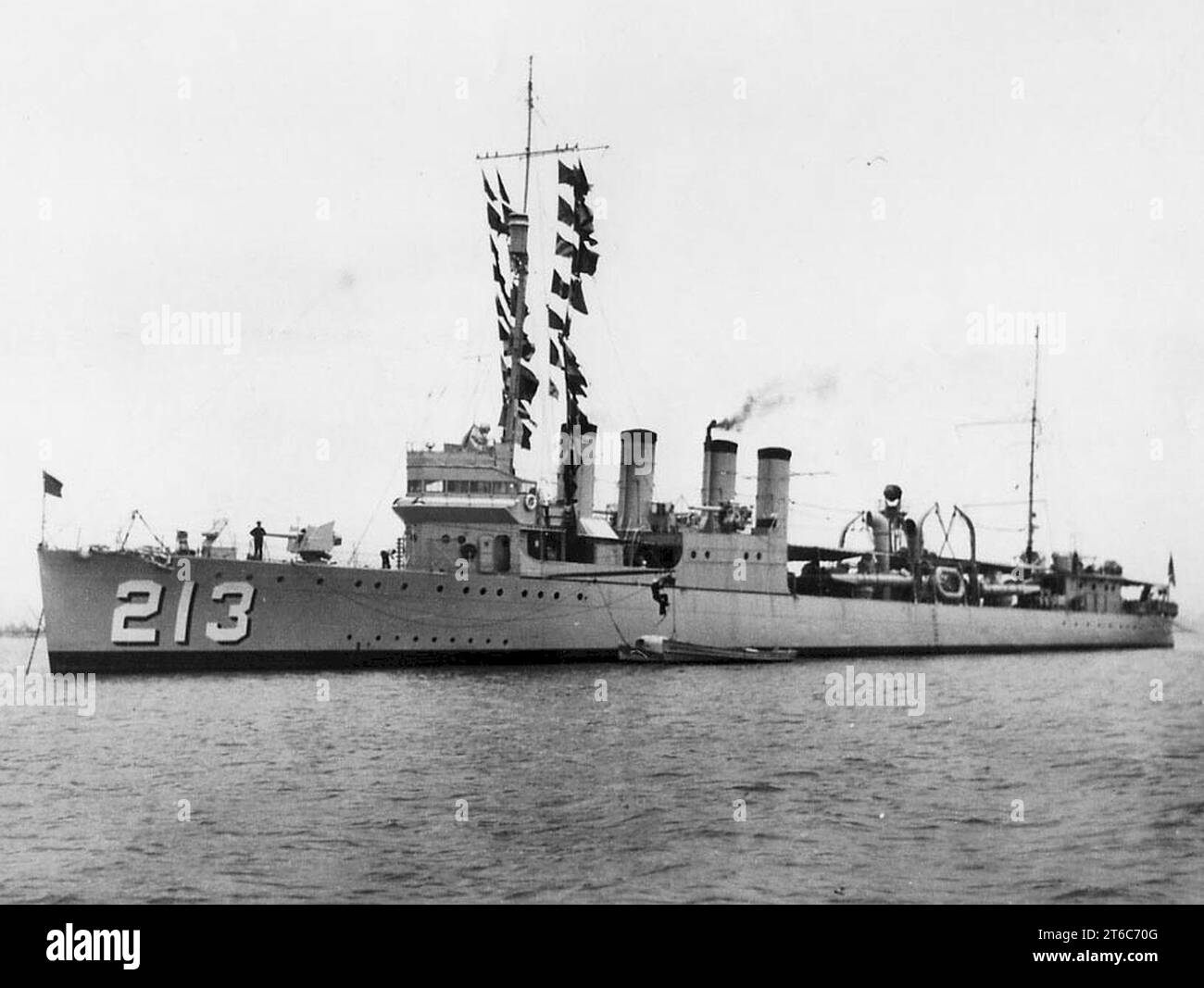 USS Barker (DD-213) at anchor 1928 Stock Photo - Alamy