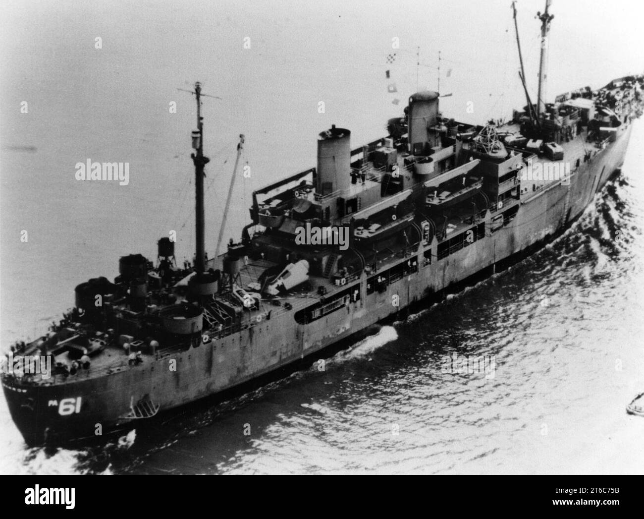 USS Barrow (APA-61) underway, circa 1945 Stock Photo - Alamy