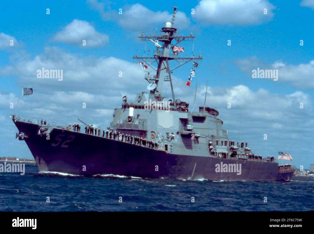 USS Barry DDG-52 Stock Photo - Alamy