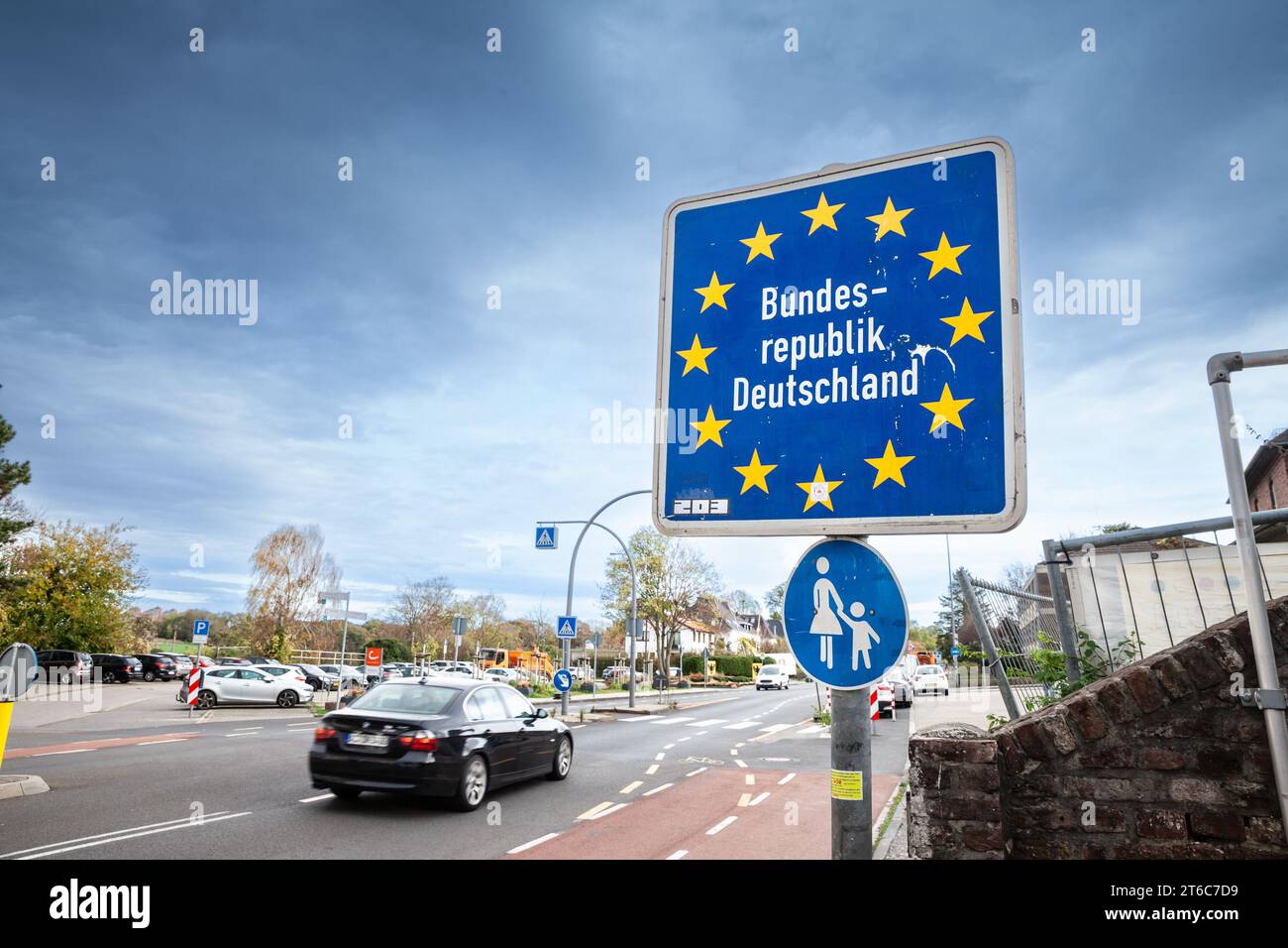 Picture of the roadsign indicating the entry in Germany, a standard ...
