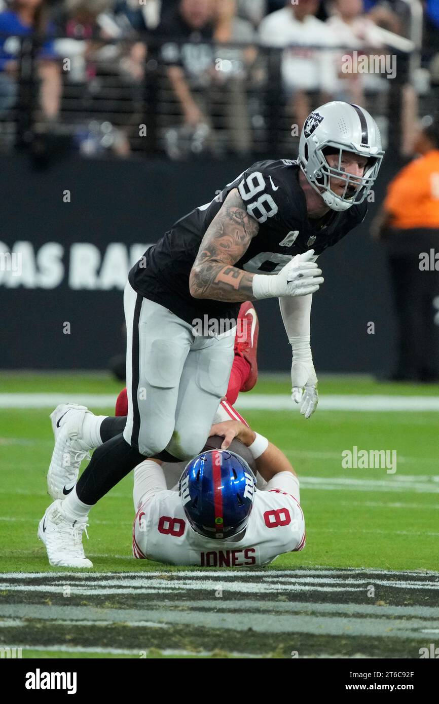 Las Vegas Raiders defensive end Maxx Crosby (98) during the first half ...