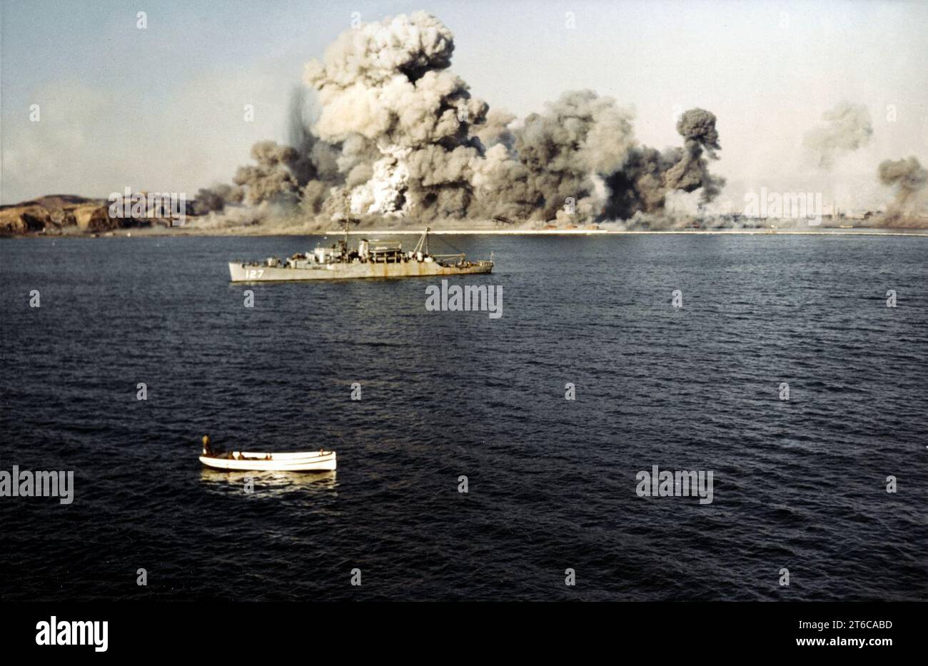 USS Begor (APD-127) off Hungnam on 24 December 1950 Stock Photo - Alamy