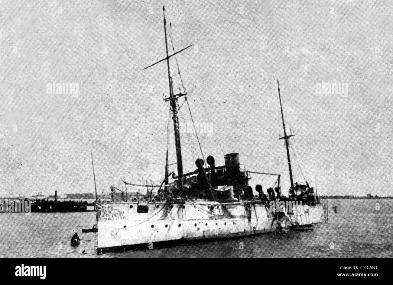 USS Bennington (PG-4) beached at San Diego, California (USA), after her ...