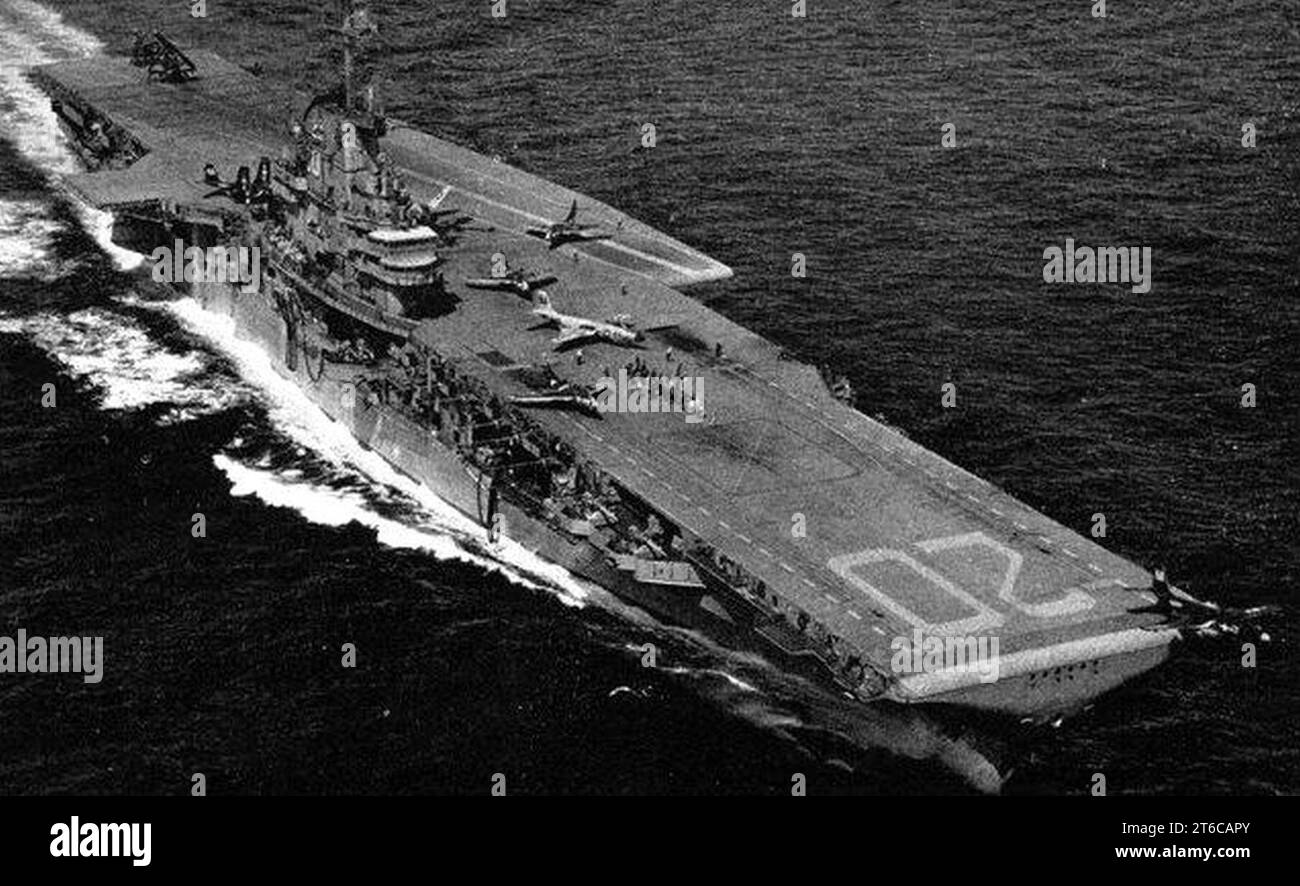 USS Bennington (CVA-20) launching aircraft c1956 Stock Photo - Alamy