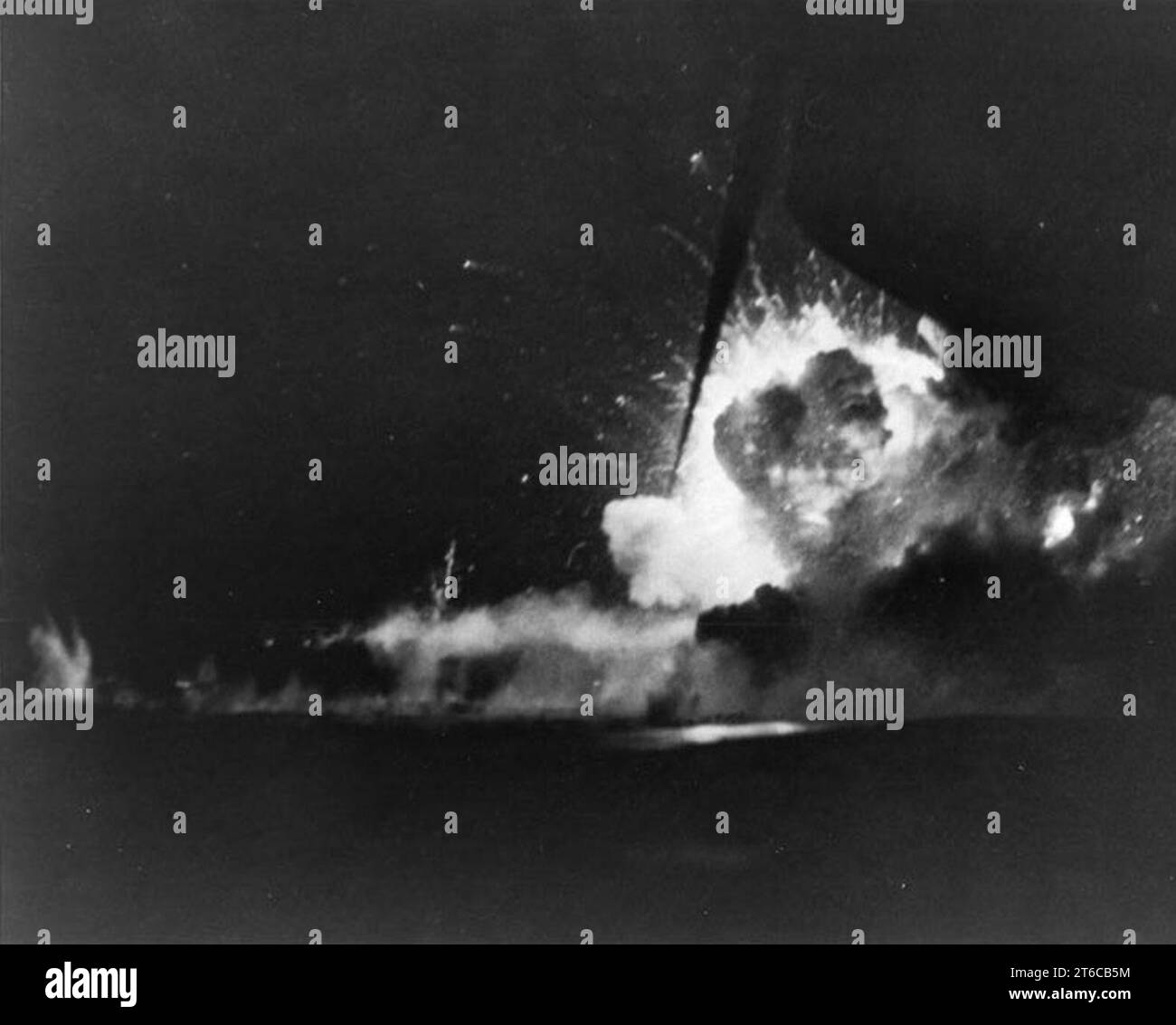 Uss bismarck sea hi-res stock photography and images - Alamy