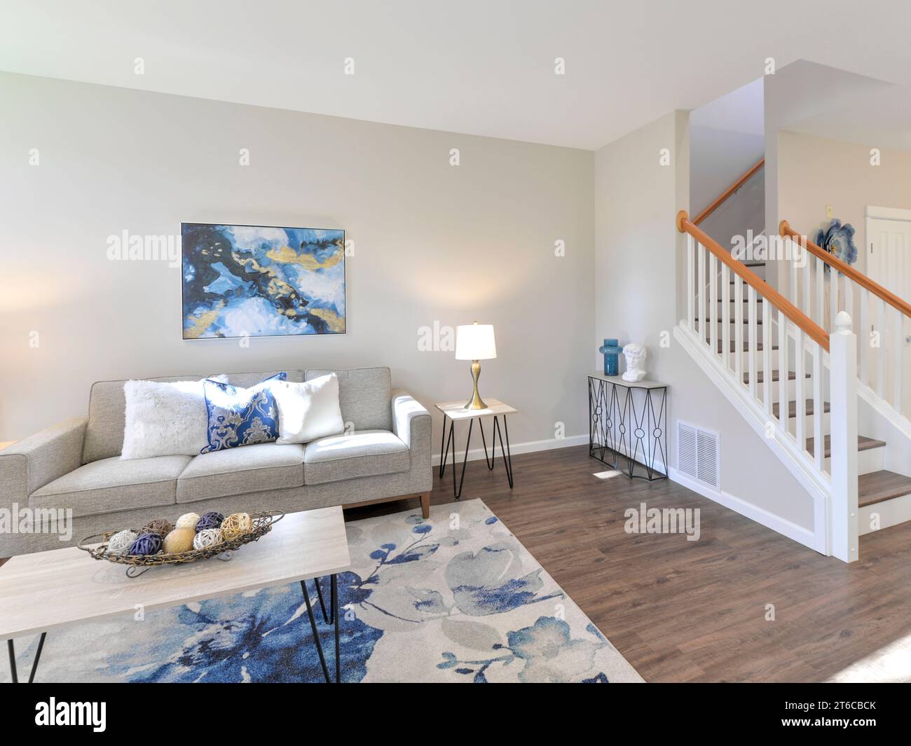 Modern residential living room interior Stock Photo - Alamy