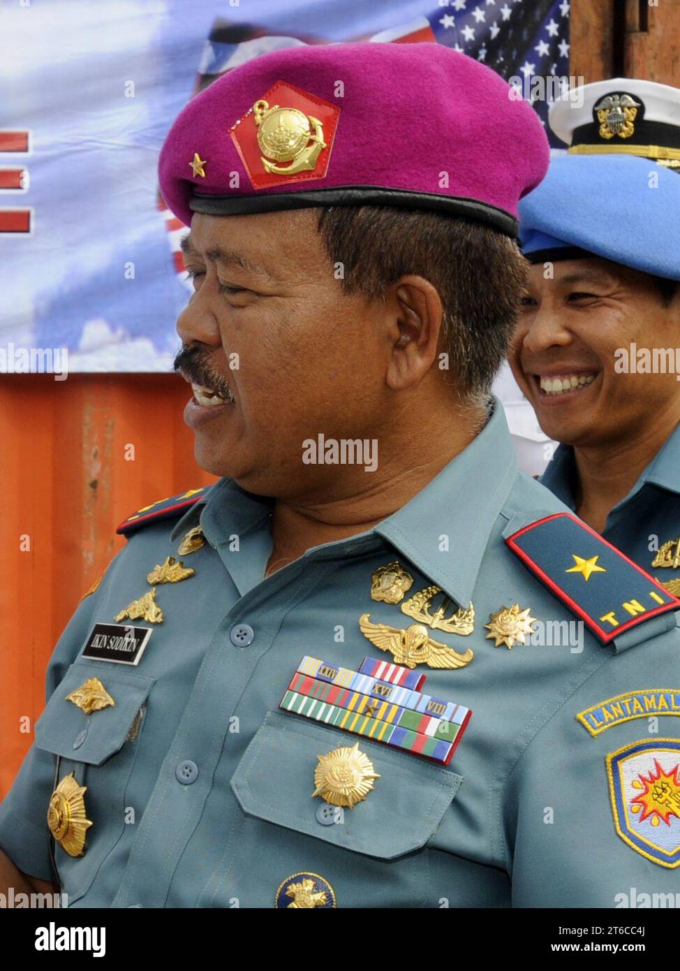 USS Blue Ridge arrives in Indonesia (Ikin Sodikin Stock Photo - Alamy