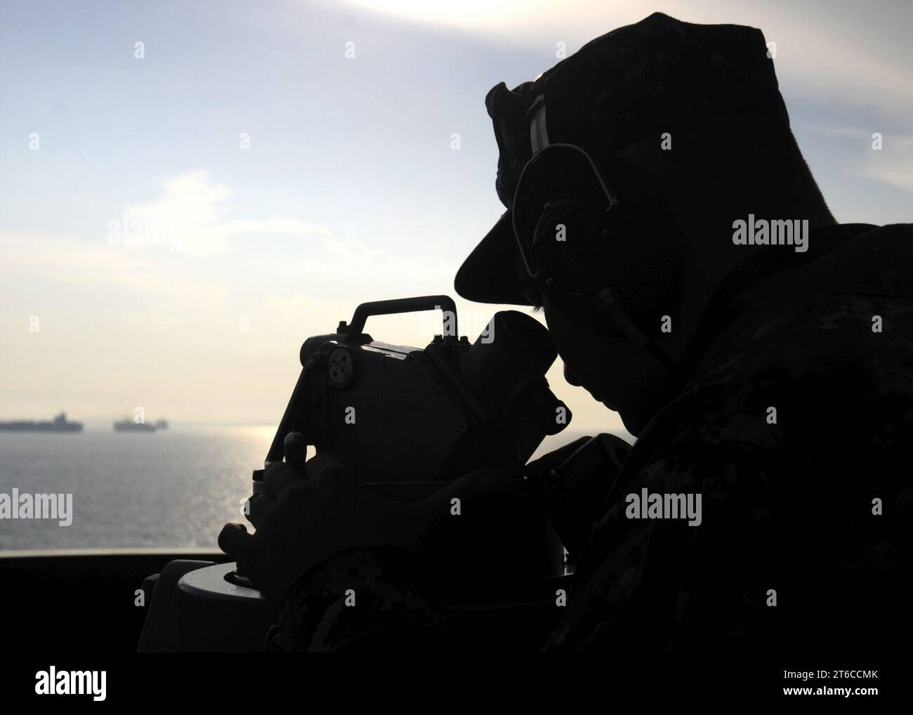 USS Blue Ridge operations 130608 Stock Photo - Alamy