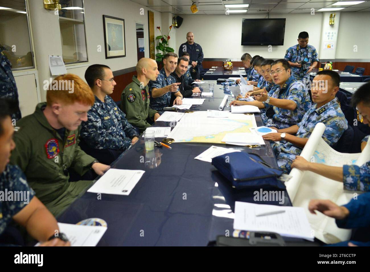 USS Blue Ridge operations 140806 Stock Photo - Alamy