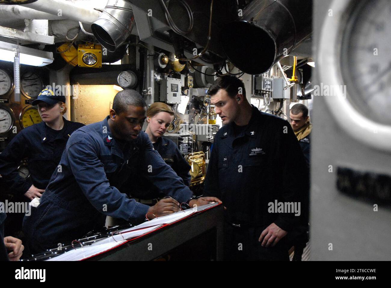 Uss oak ridge hi-res stock photography and images - Alamy