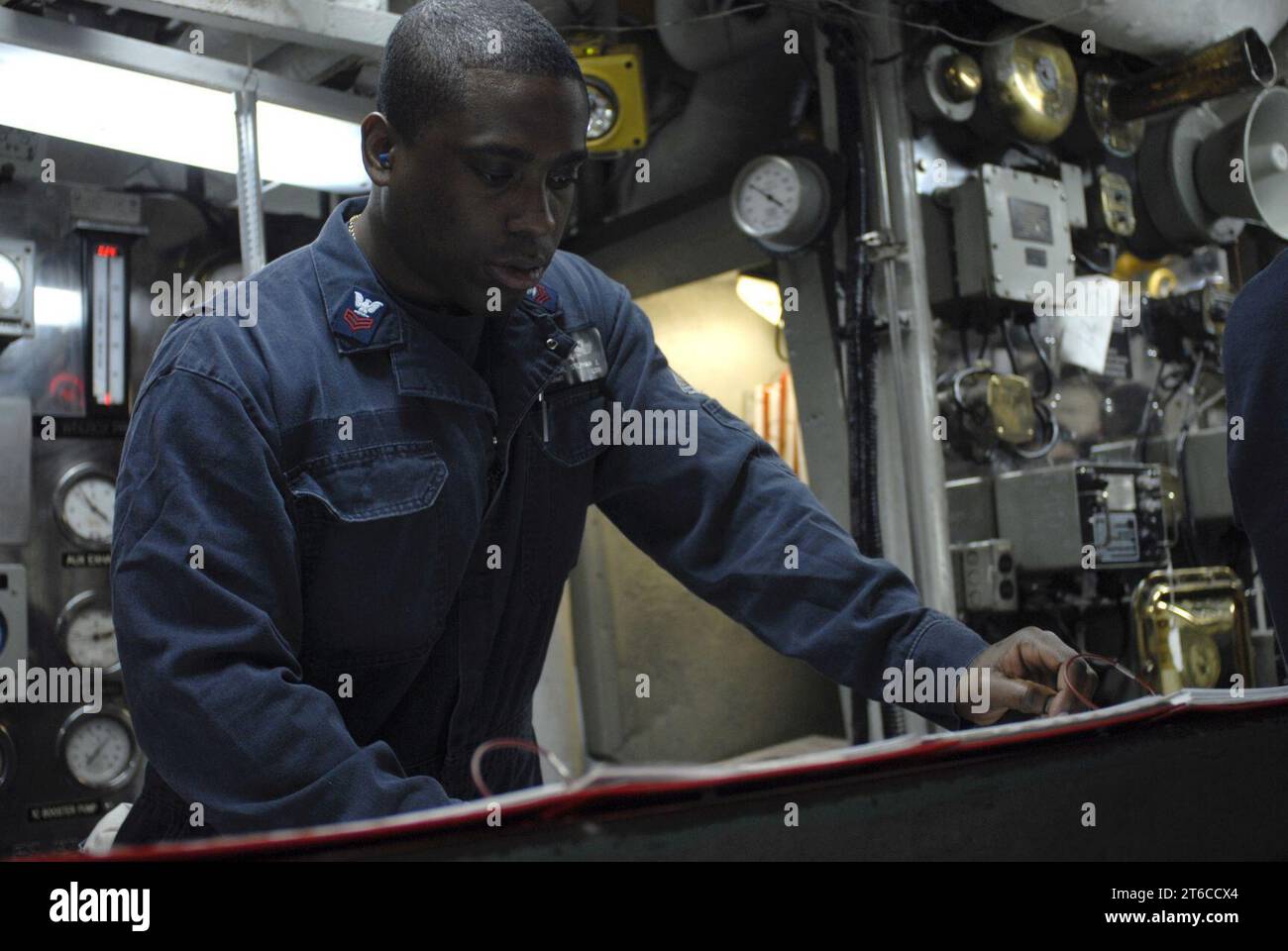 USS Blue Ridge operations 150223 Stock Photo - Alamy