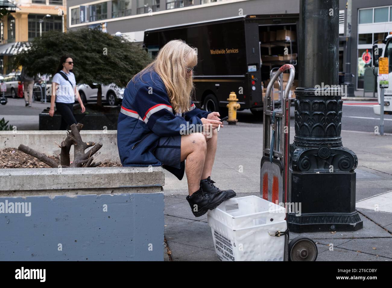 Seattle, USA. 13th Sep, 2023. USPS smoking break in Westlake Stock ...