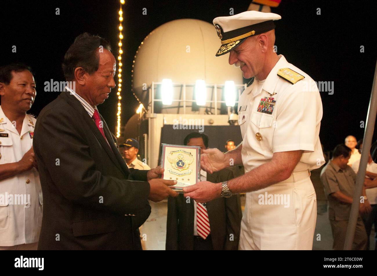 USS Blue Ridge port visit 120426 Stock Photo - Alamy