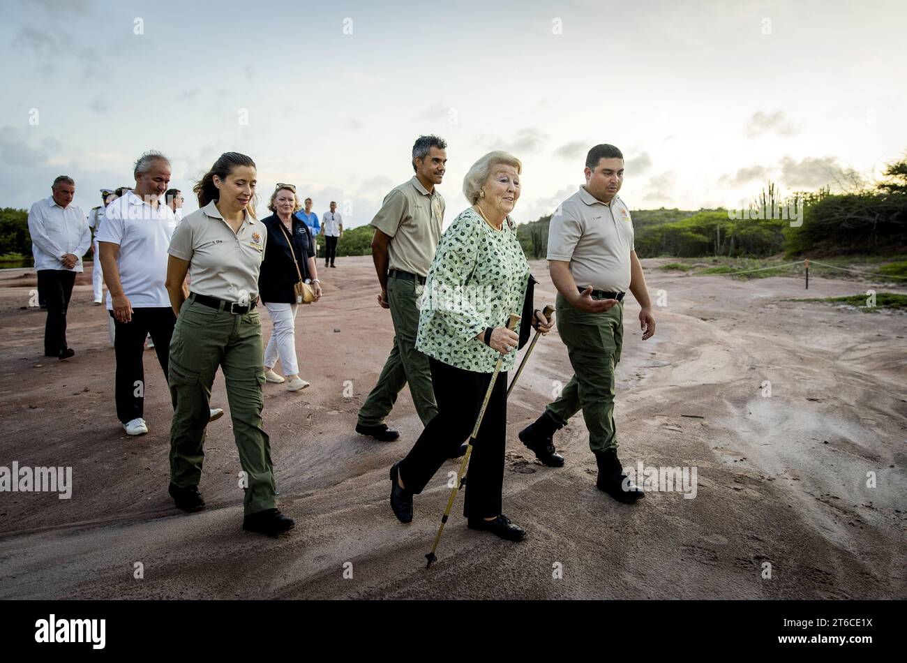 ORANJESTAD - 09/11/2023, ORANJESTAD - Princess Beatrix visits a meadow ...