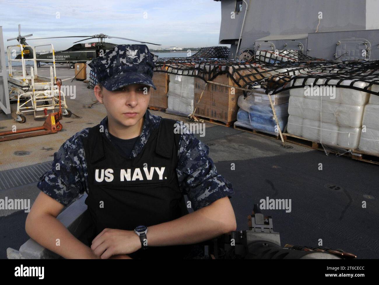 USS Blue Ridge supports tsunami relief Stock Photo - Alamy