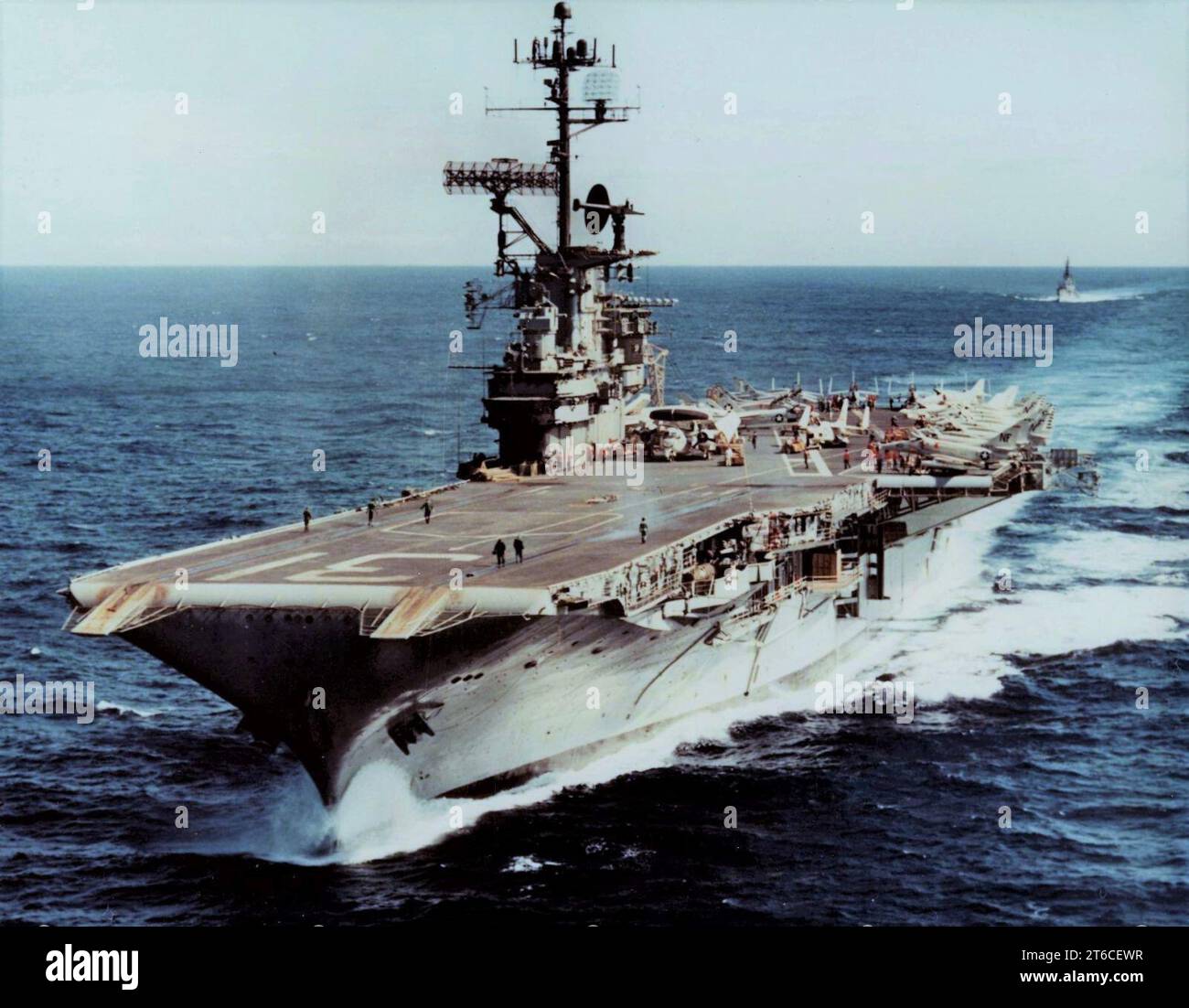USS Bon Homme Richard (CVA-31) off Vietnam March 1968 Stock Photo - Alamy
