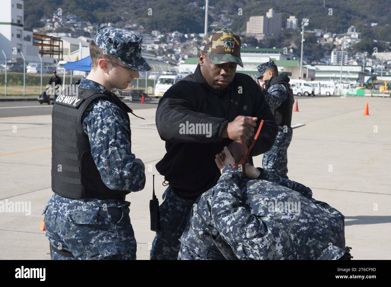 USS Bonhomme Richard (LHD 6) Ship's Self Defense Force (SSDF) Force Protection Training 170125 ...