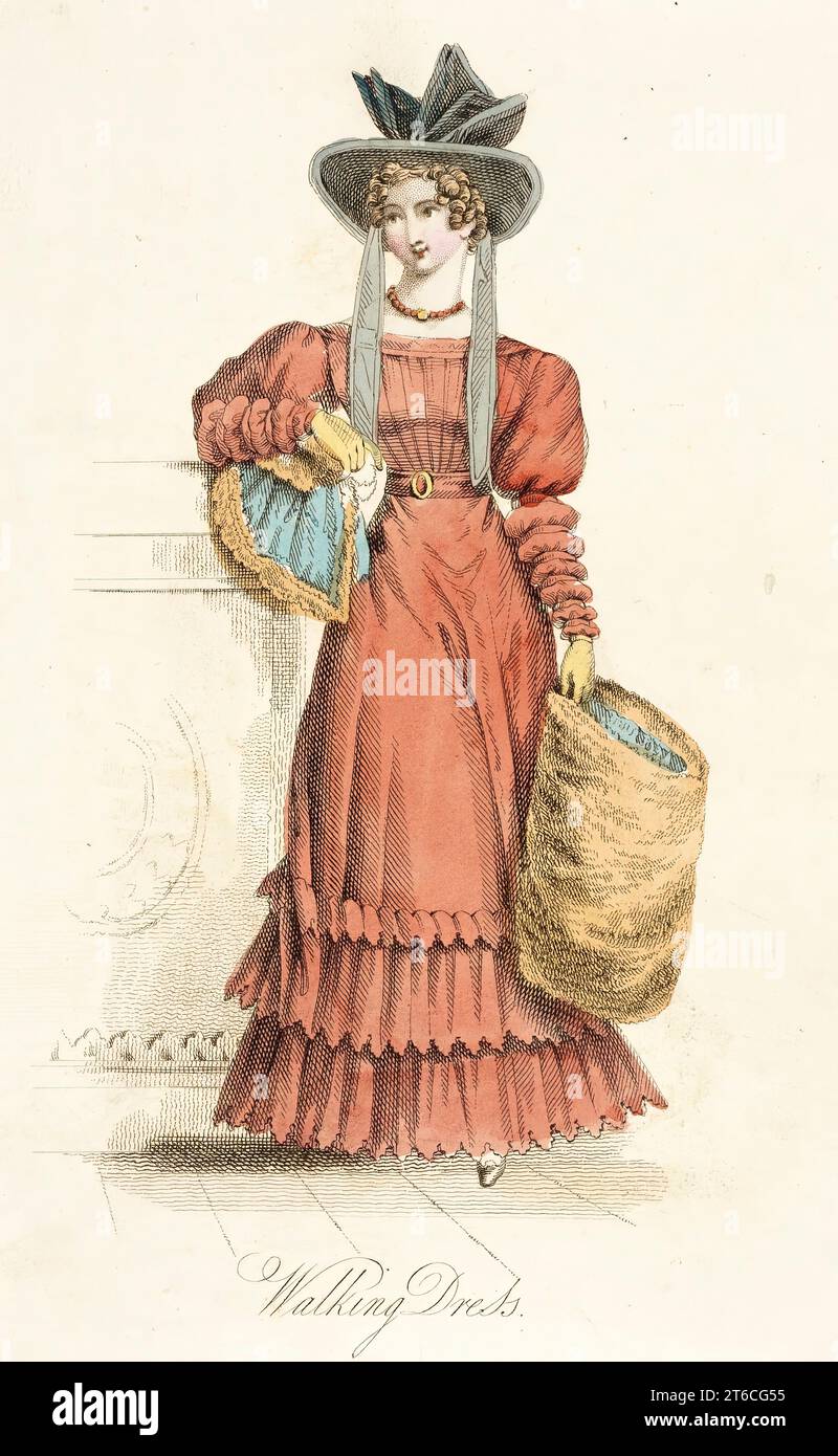 Full length walking from museum hi-res stock photography and images - Alamy