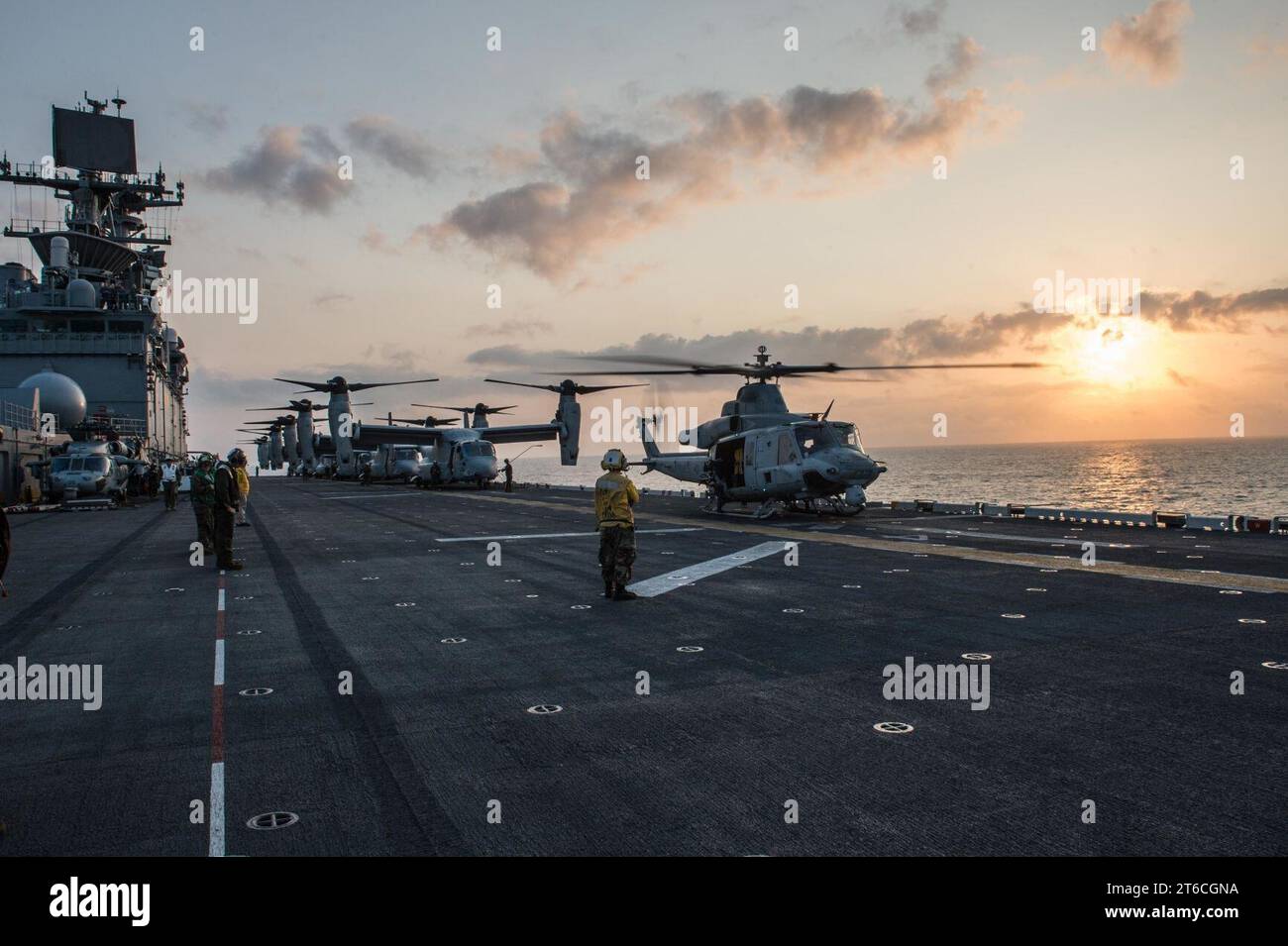USS Bonhomme Richard, JMSDF aboard BHR-flight ops 150319 Stock Photo ...