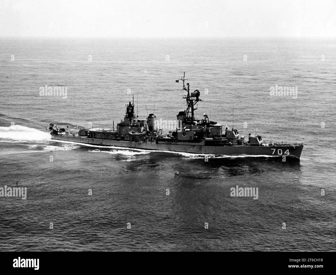 Uss borie dd 704 hi-res stock photography and images - Alamy