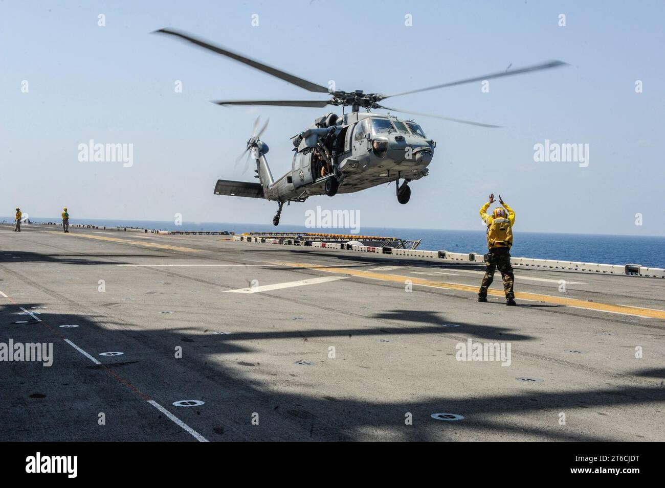 USS BOXER (LHD 4) 131027 Stock Photo - Alamy