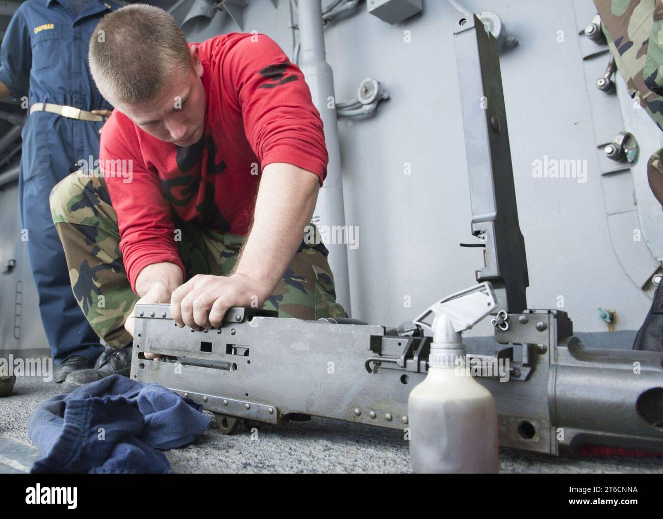 USS BOXER (LHD 4) 140109 Stock Photo - Alamy