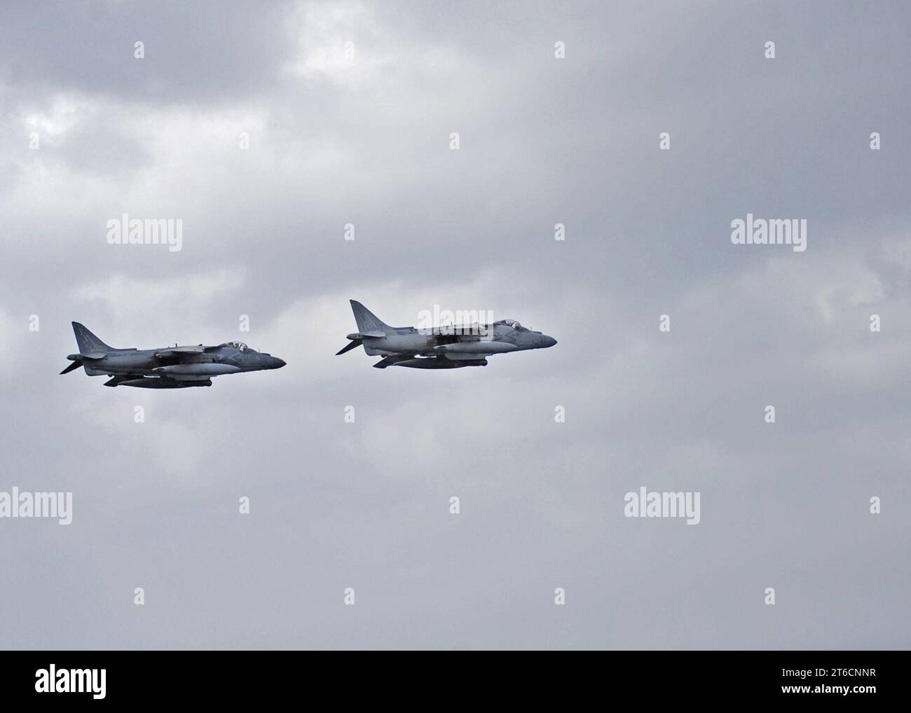 USS BOXER (LHD 4) 140108 Stock Photo - Alamy